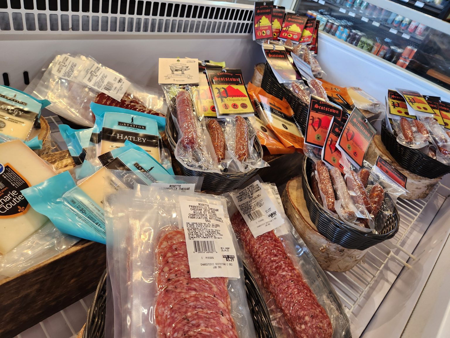 Les Cochons tout Ronds - Créateurs de saveurs - Cantons-de-l'Est